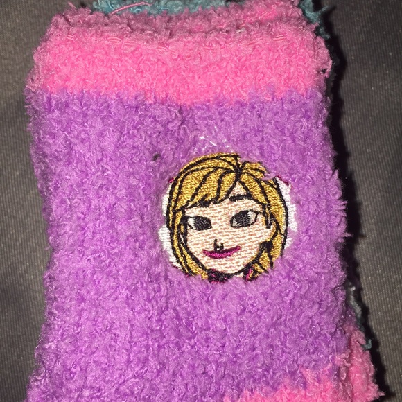 Disney | Accessories | Nwt Disneys Frozen Anna Elsa 3 Pk Of Fleece ...
